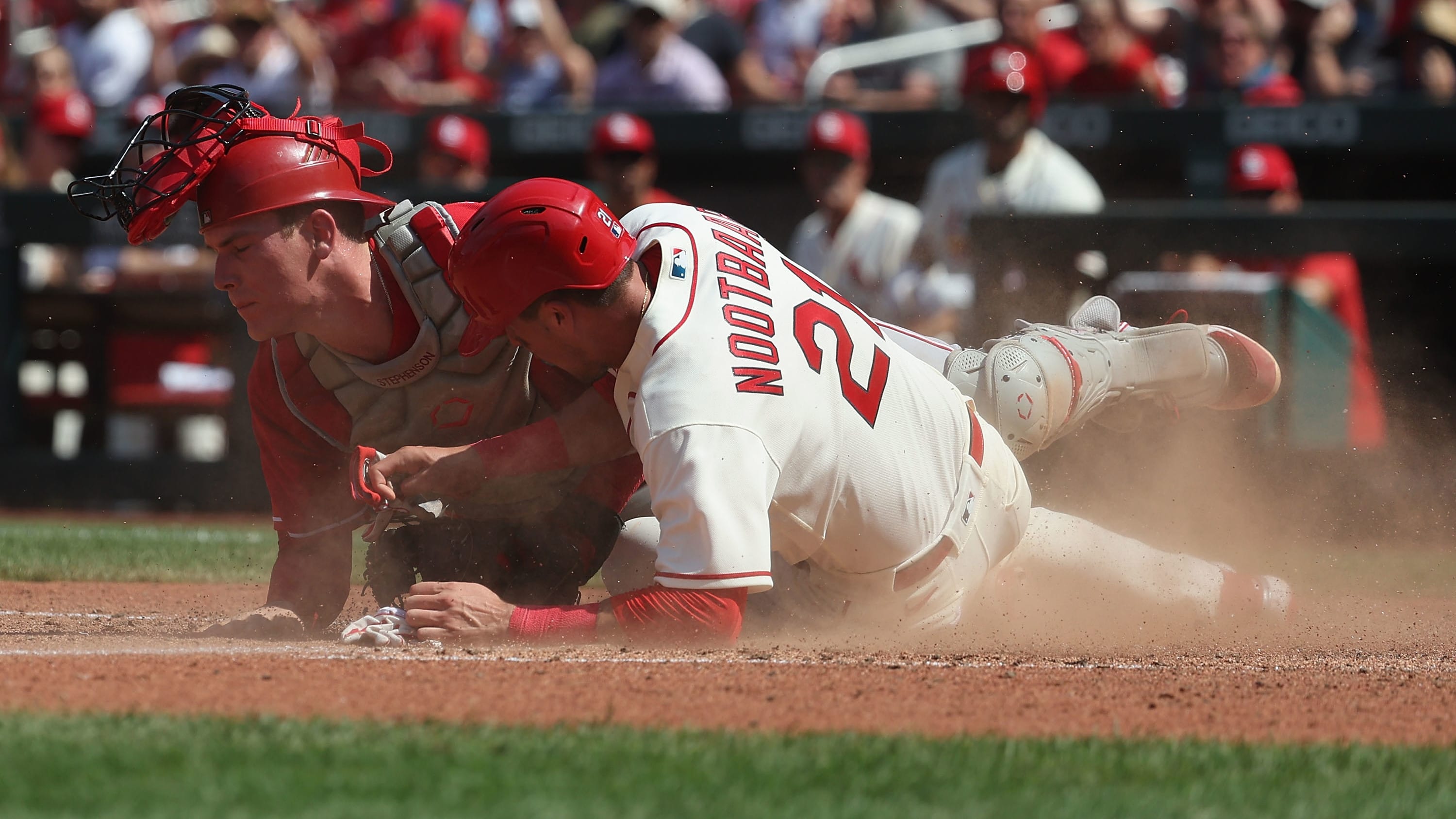 Reds: Is 3 catchers really necessary?