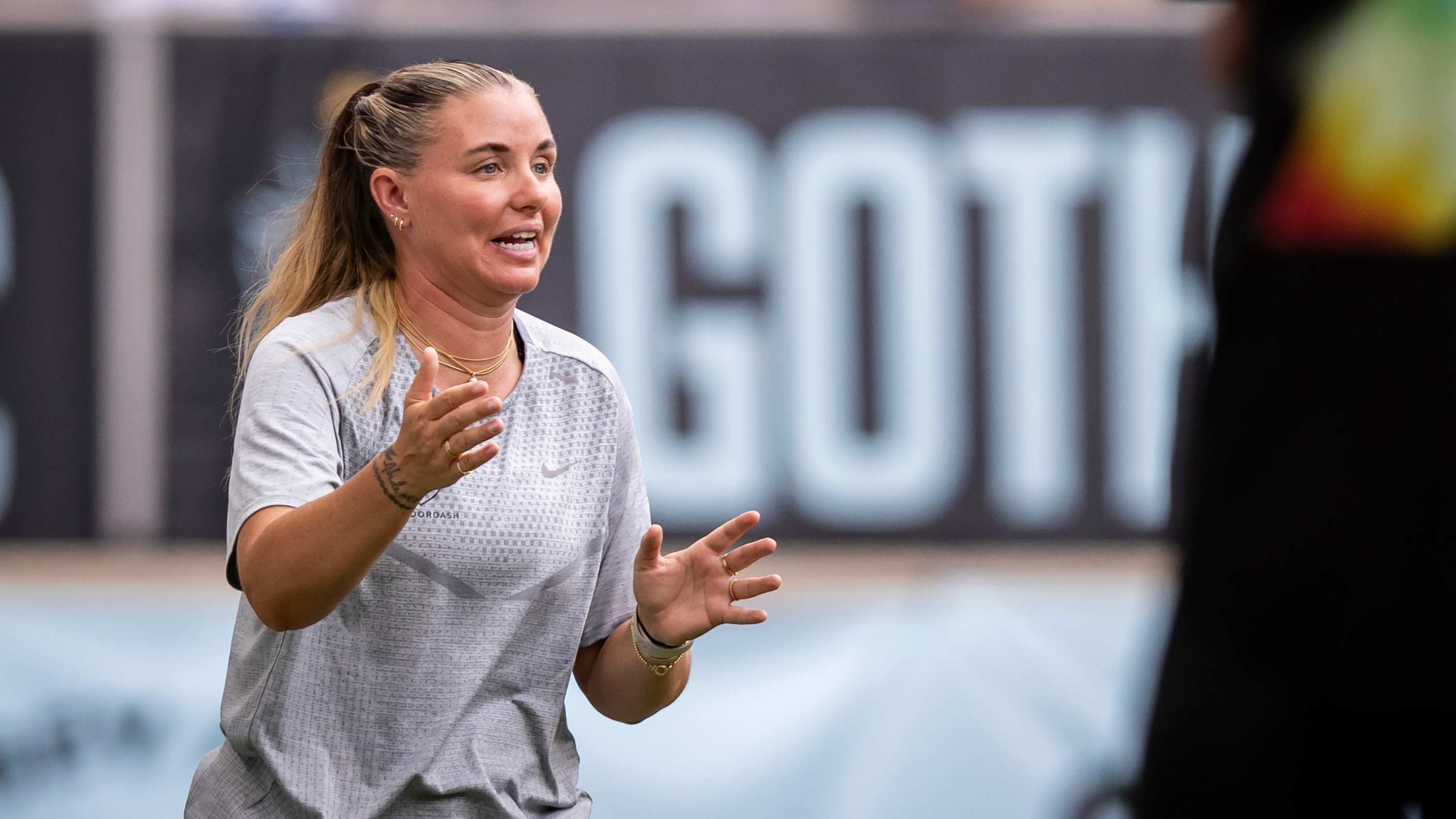 Angel City parts ways with Becki Tweed after a disappointing 2024 season