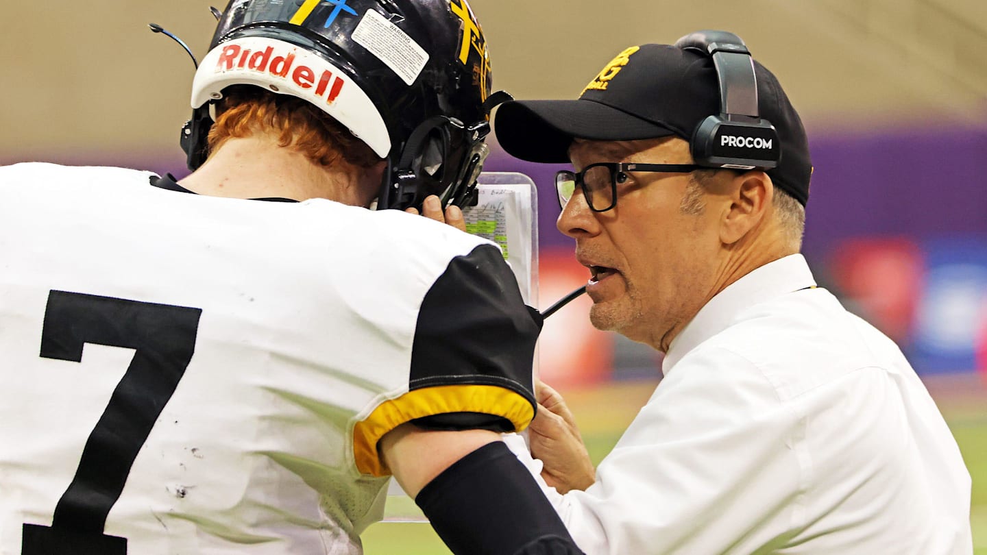 Vote: Who is the 2025 Iowa High School Football Class A/8P Preseason ...