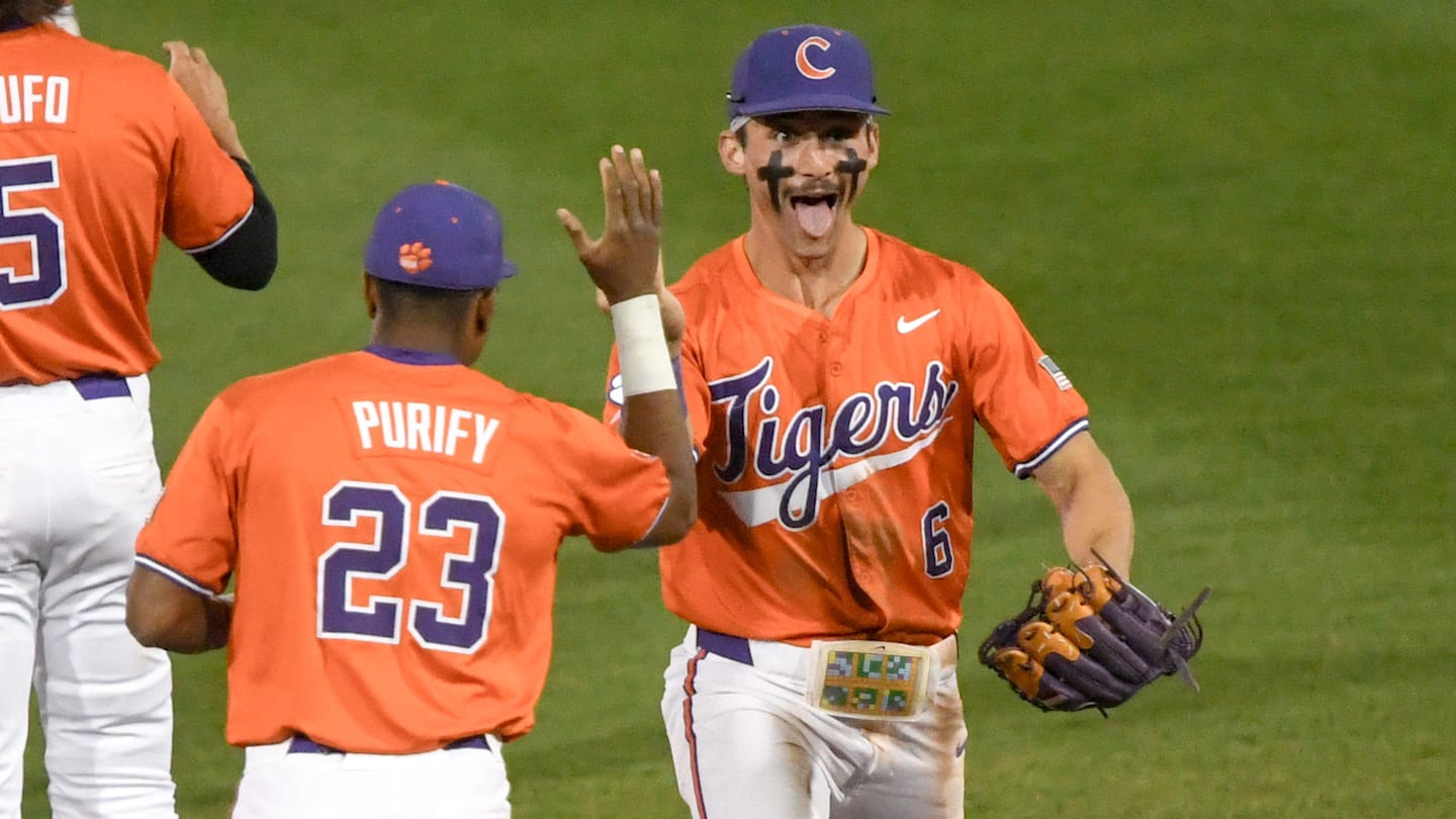 Clemson Baseball Caps Off Perfect Week With Sunday Evening Sweep