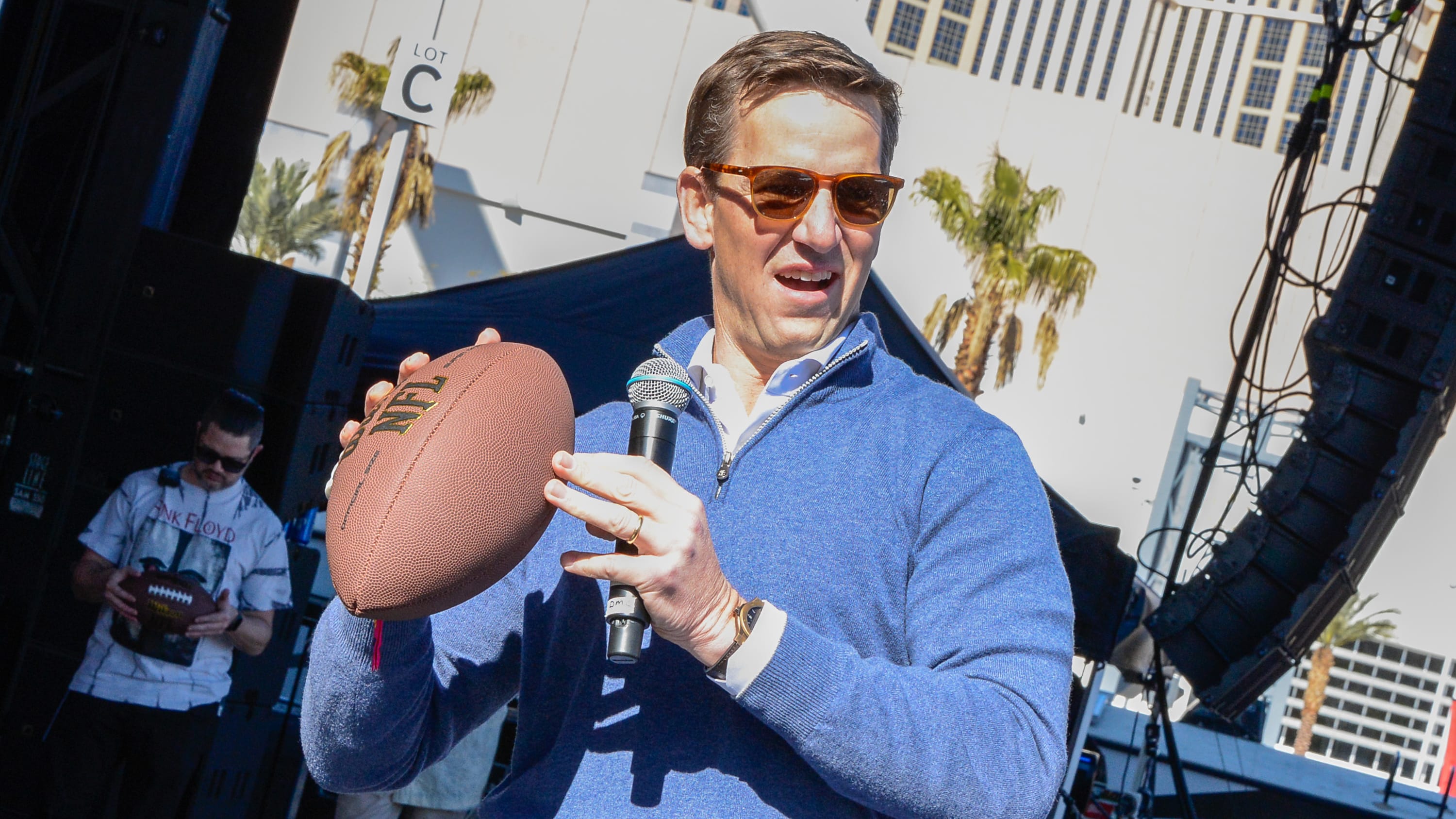 Former Ole Miss QB Eli Manning Looking to Boost NIL Funds with a ...