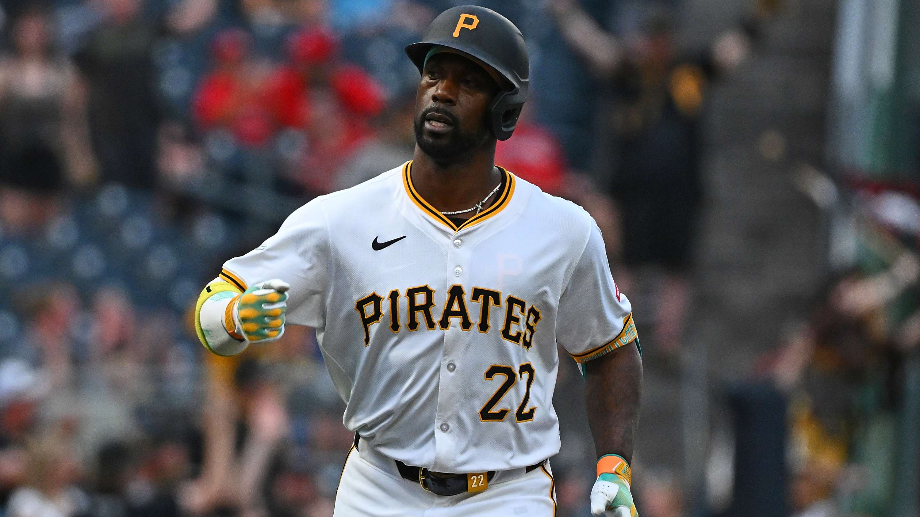 Pirates announce Andrew McCutchen's long-awaited return in epic fashion