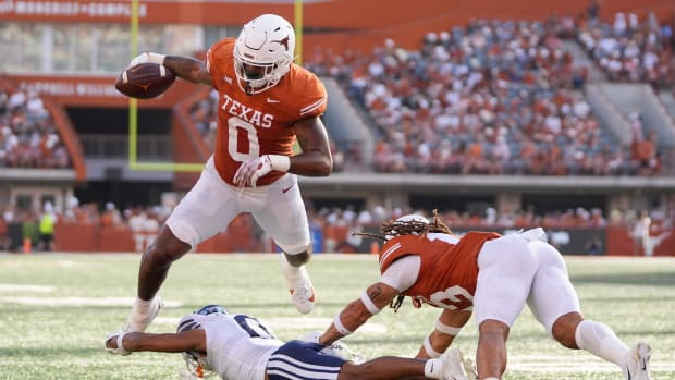 Browns Set To Host Former Texas Tight End