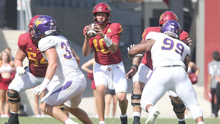 Iowa State loses key in-state quarterback to transfer portal