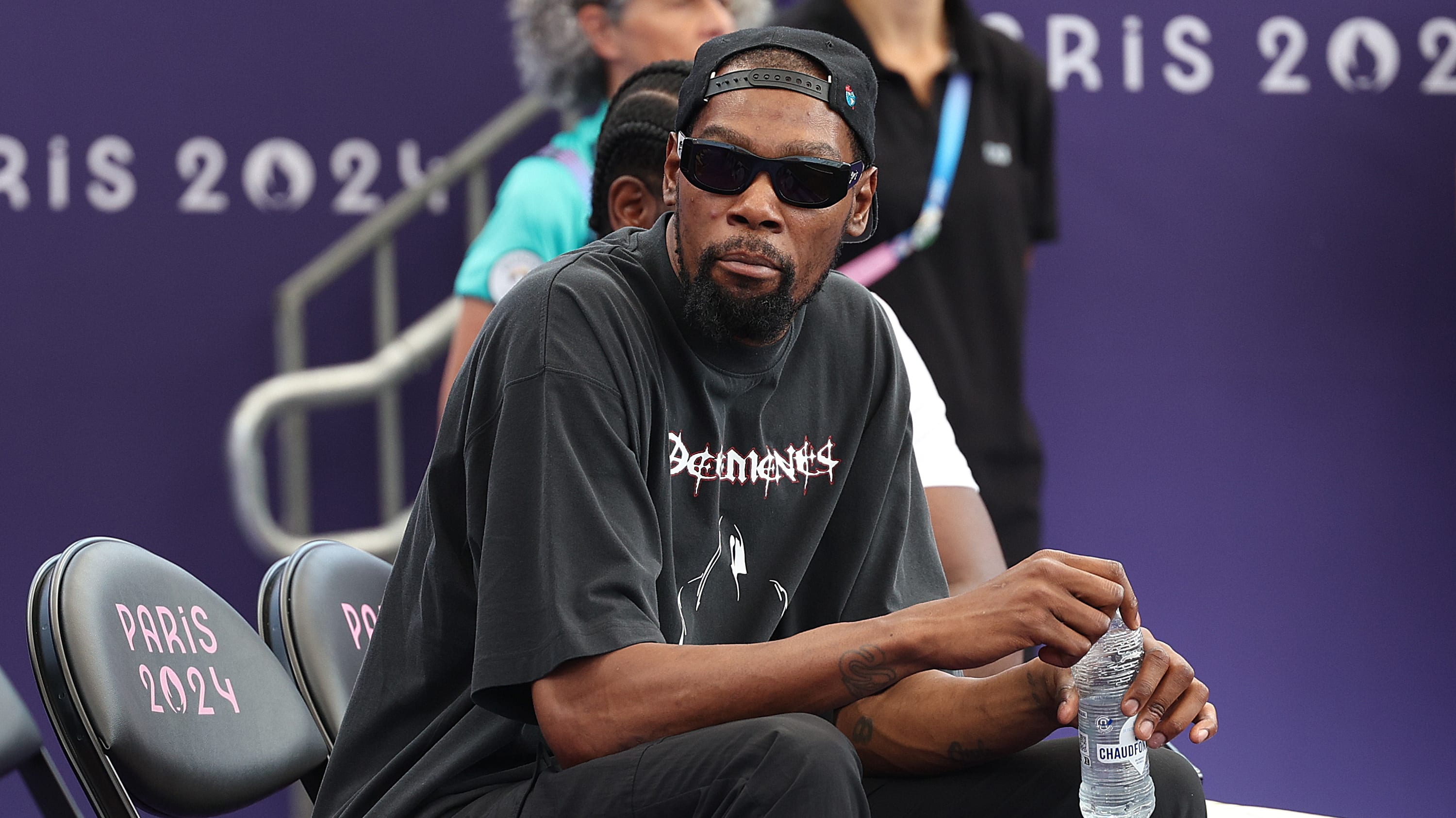 Panic levels rise as Kevin Durant gets close to superstar Olympic teammate