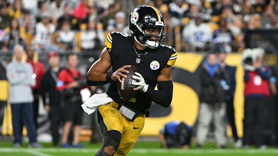 Insider: Steelers May Lose Justin Fields After Play