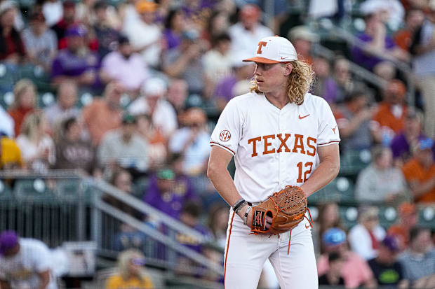 Texas Baseball Ace Jared Spencer Shut Down With Shoulder Injury