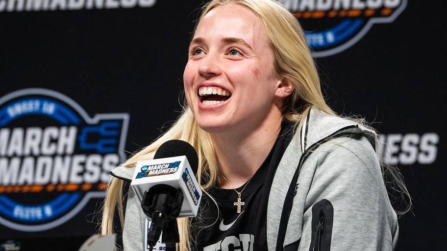 Hailey Van Lith turns heads at WNBA Draft with 'Orange Carpet' minidress