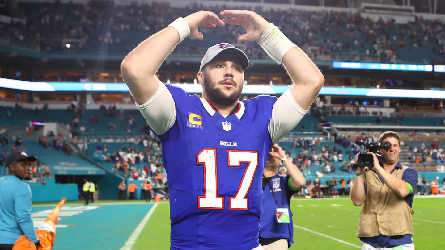 Josh Allen's wild stats vs. Dolphins should terrify Mike McDaniel and ...