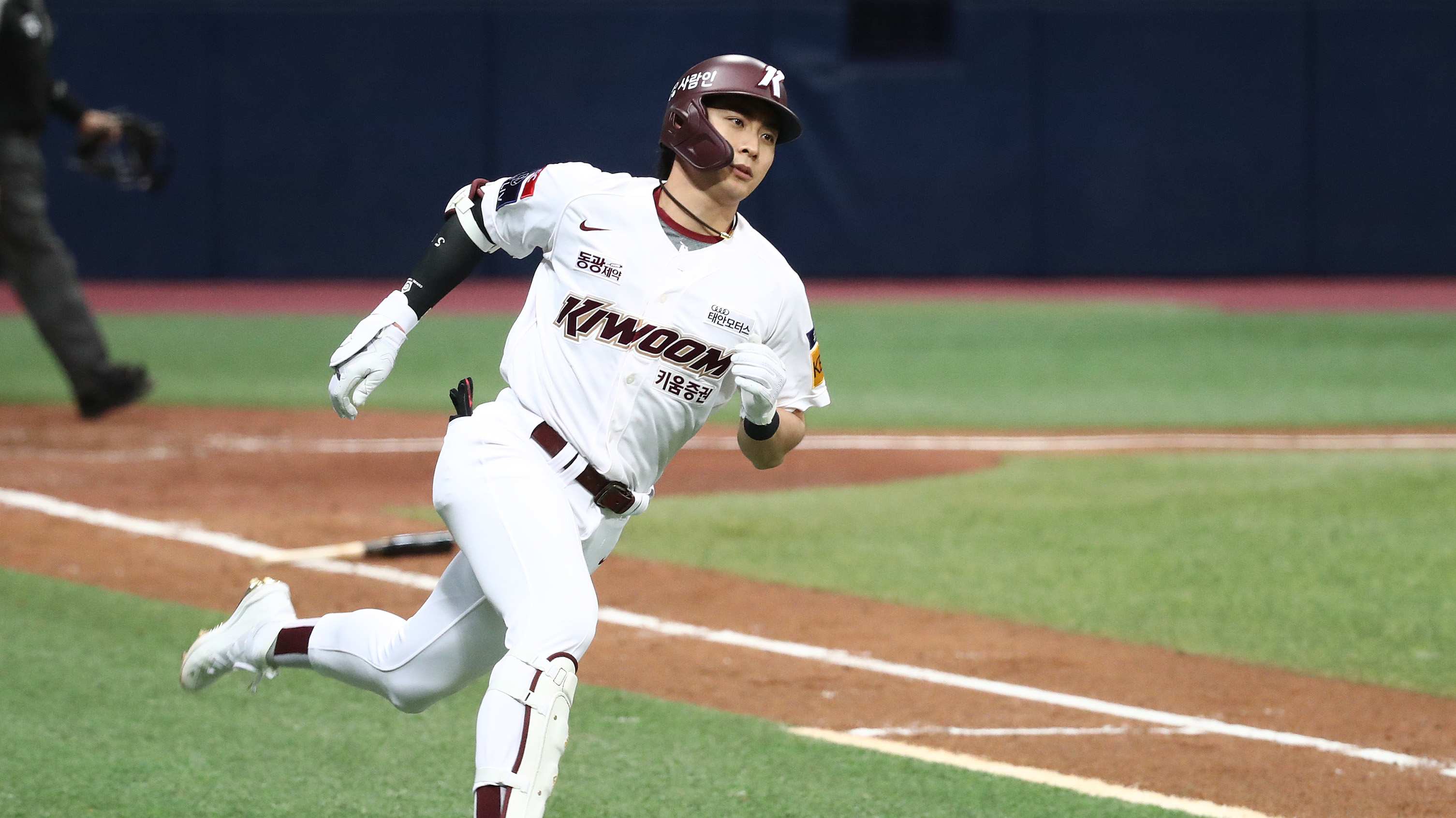 SF Giants and Yankees expected to pursue KBO star outfielder