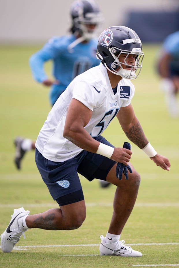 Tennessee Titans Reveal Starting LB vs. Denver Broncos