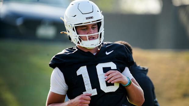 How Nico Iamaleava Transferring Makes Arch Manning Even More Unique