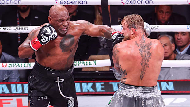 5 Oldest World Champion Boxers To Step Into the Ring