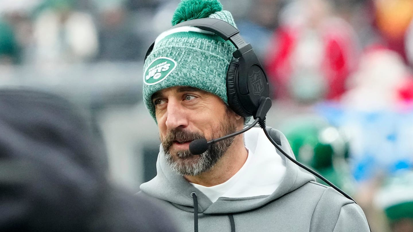 Aaron Rodgers Made Laughably Low Performance-Based Pay With Jets in ...