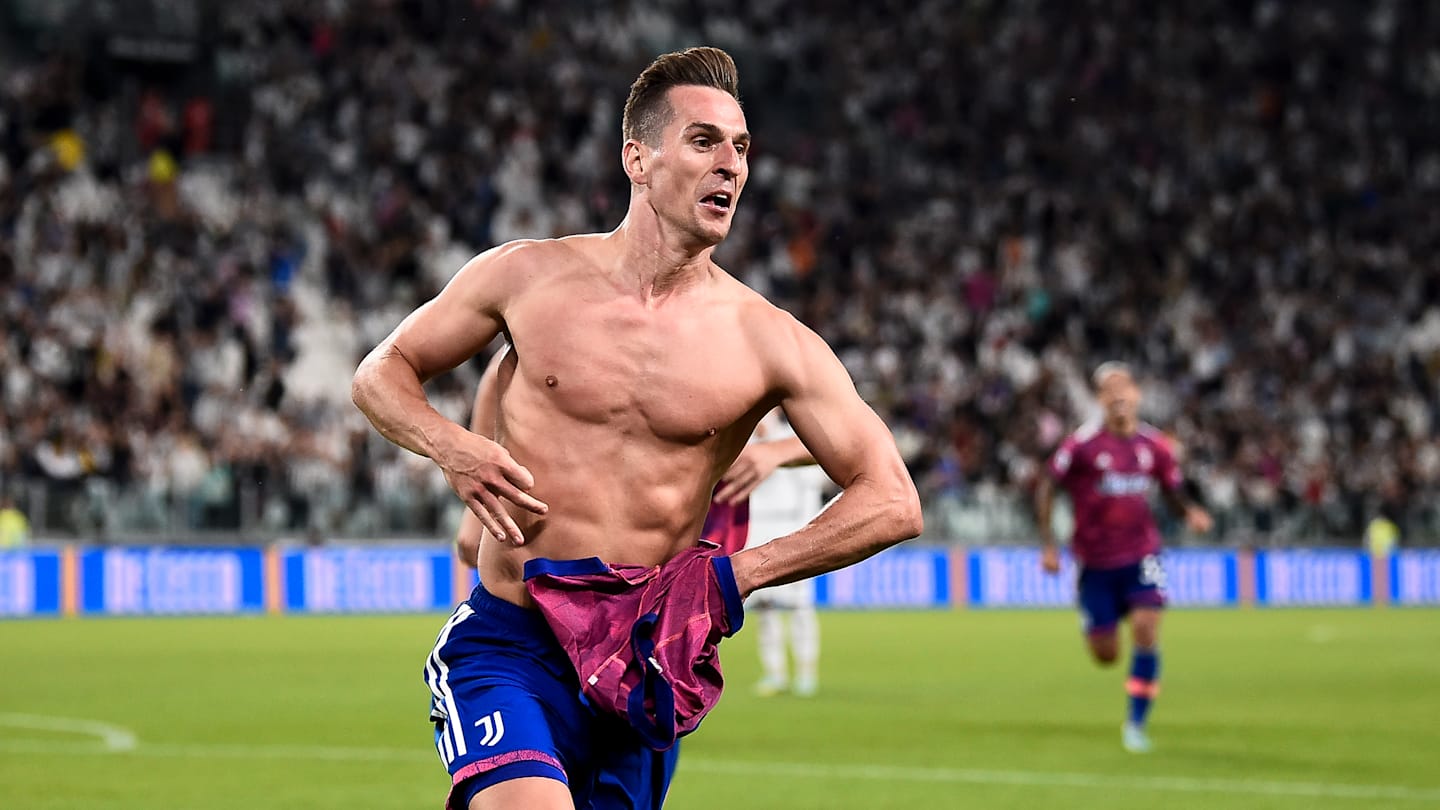 Milik sur son transfert à la Juve : "J'ai toujours rêvé de jouer pour ...