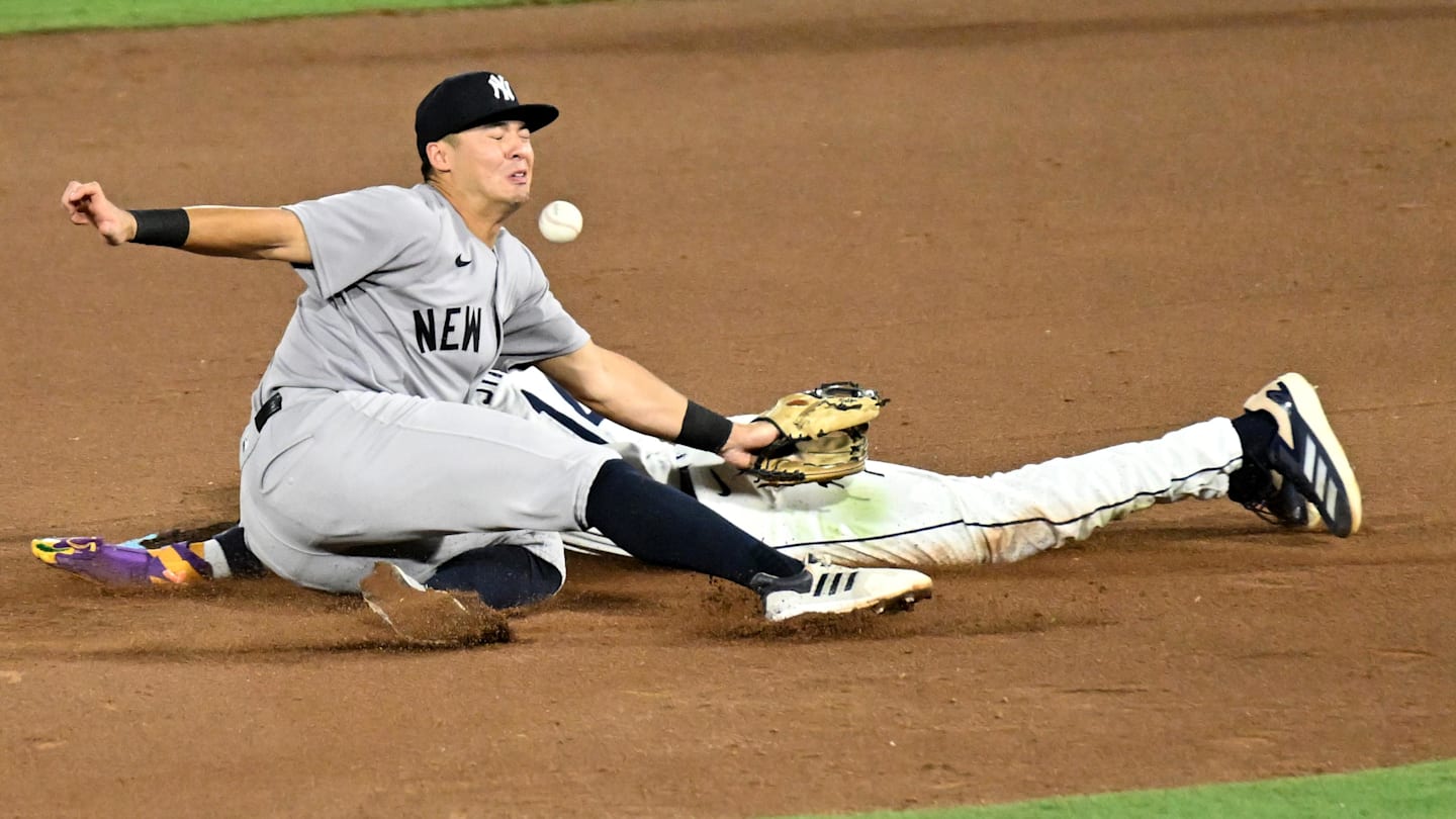 Aaron Boone Makes Definitive Statement on Idea of Sending Anthony Volpe to Minors