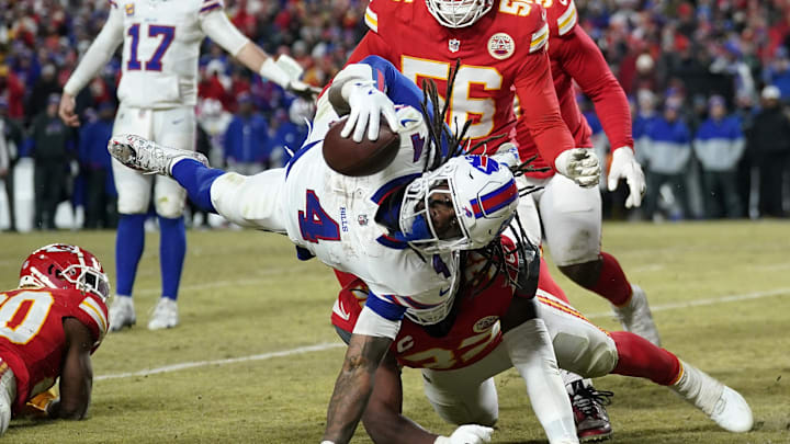 Buffalo Bills RB, James Cook Leaps For An Insane Touchdown vs Kansas ...