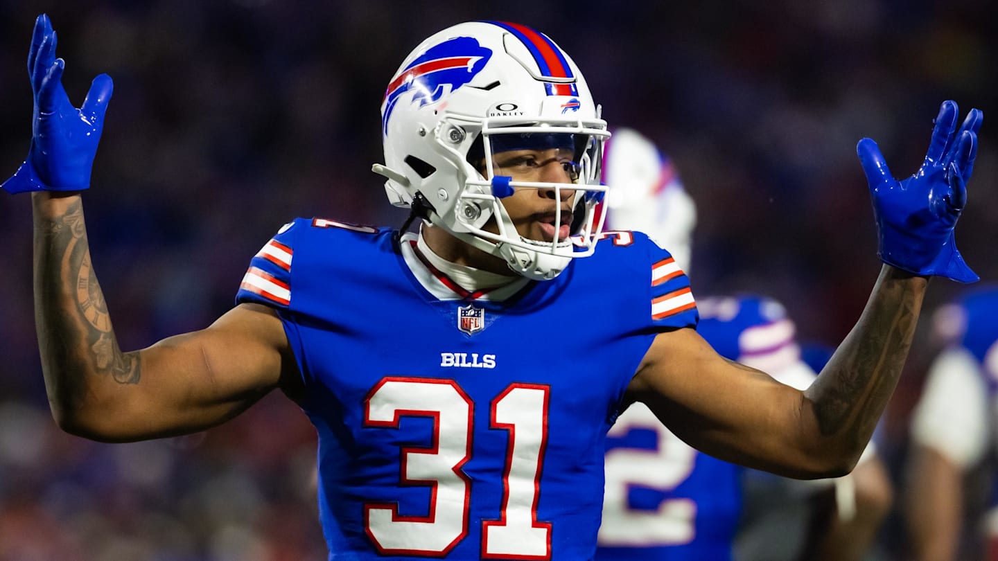 Cleveland Browns Connected To Super Bowl Champion Defender