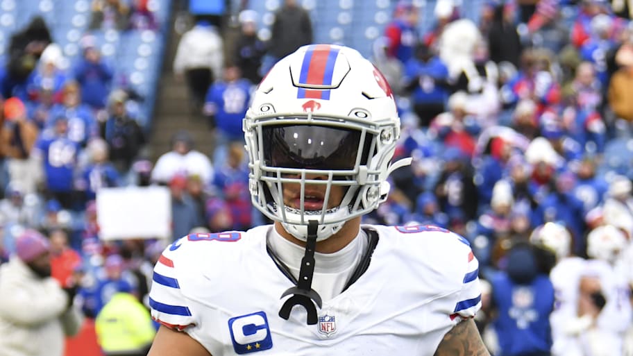 Bills’ key defender injured during Week 17 matchup, ruled out vs ...