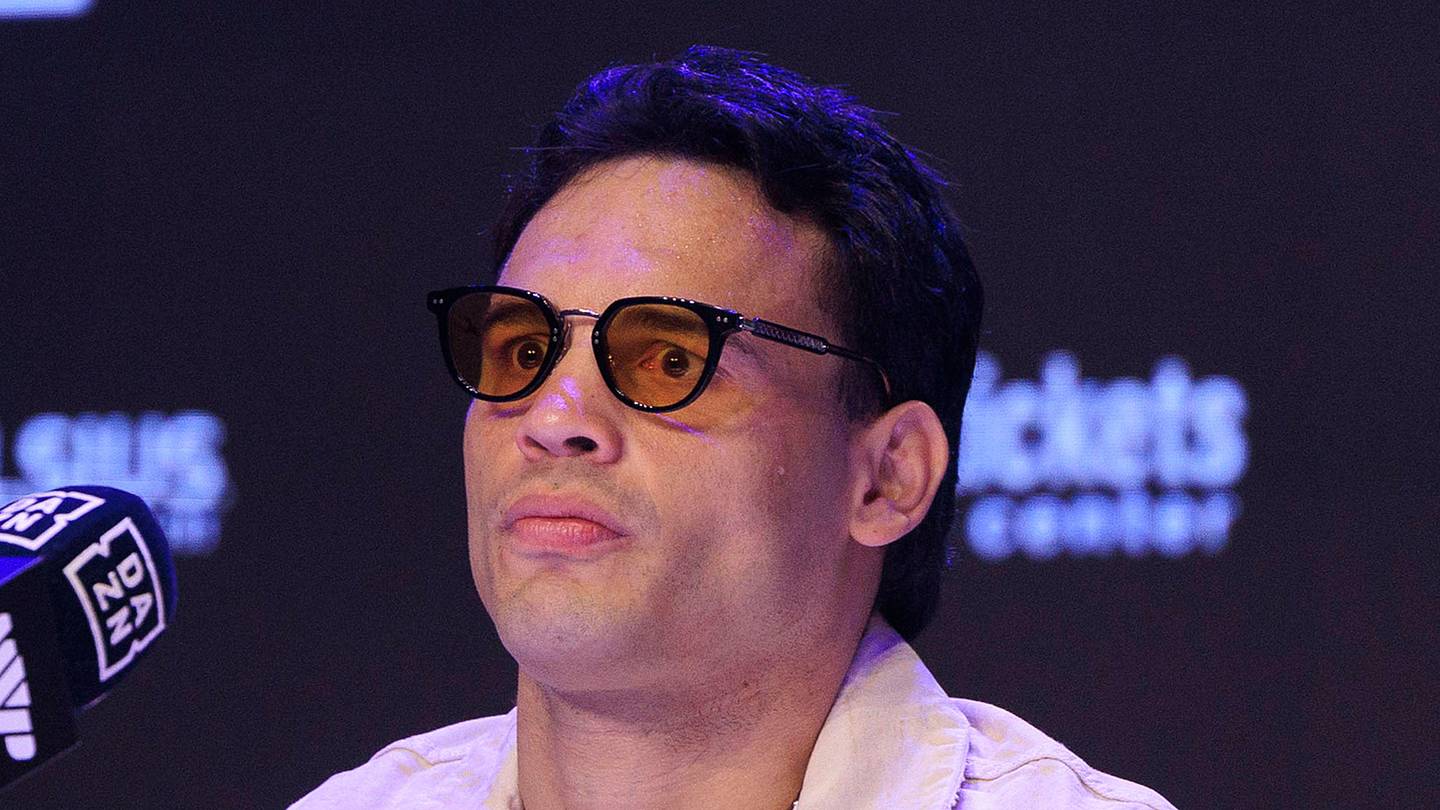 Shocking Details Reportedly Reveal What Julio Cesar Chavez Jr Did For ...