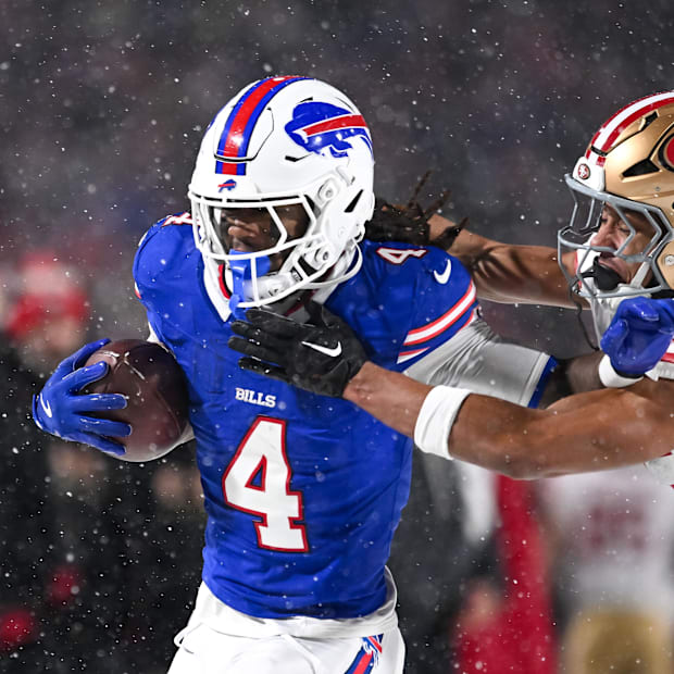 Analyst heavily bashes Bills' contract extension for Pro Bowl RB James Cook