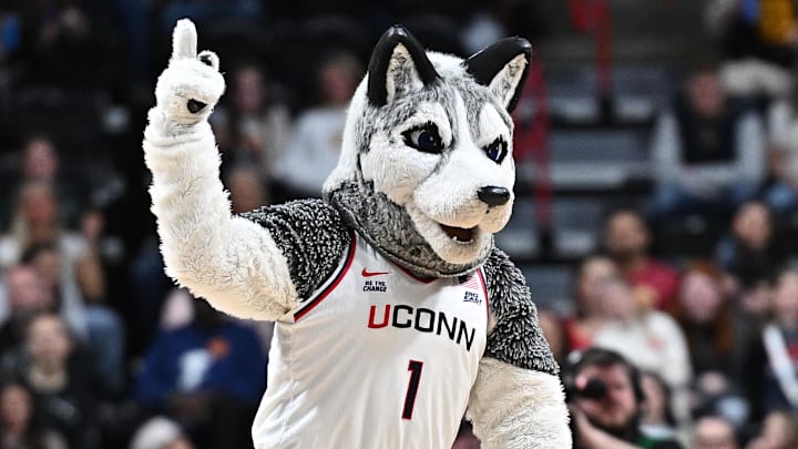 REPORT: UConn Huskies Finalizing Intriguing Scheduling Move