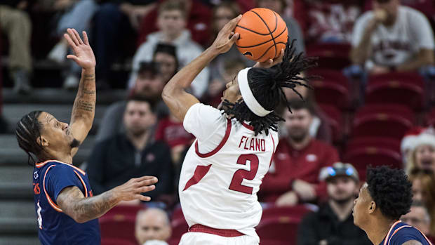 Razorback Guard Going Home, Hopes to Shine in the Garden