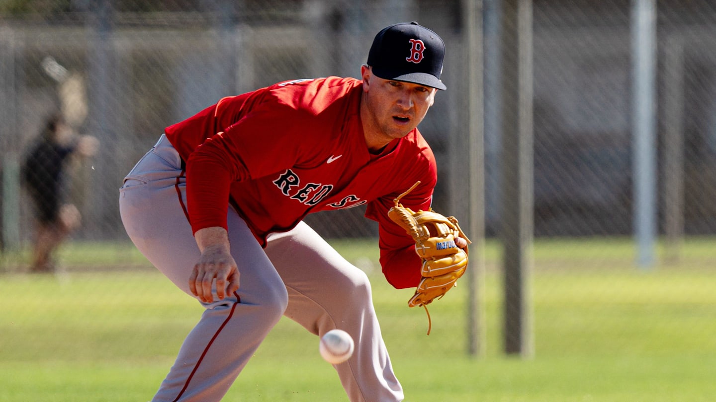 Red Sox’s Alex Bregman Weighs In On Rafael Devers’ 3B Comments