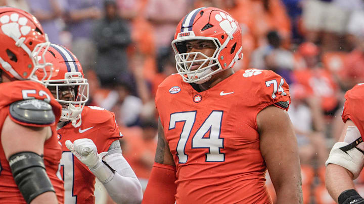 Clemson HC Dabo Swinney Shares Optimistic View of Freshman Offensive ...