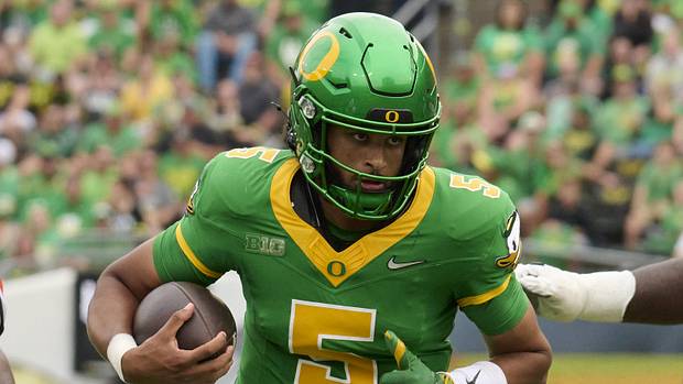 Oregon Ducks' Dante Moore Targets Oklahoma State's Mike Gundy After ...