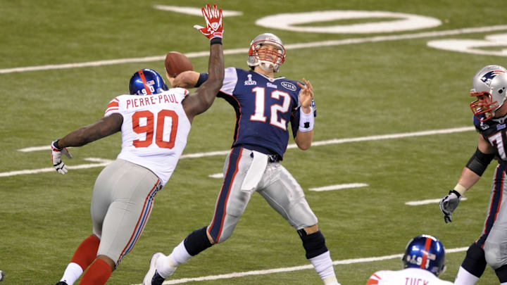 Tom Brady rips Eli Manning Giants jersey still bitter about Super Bowl losses