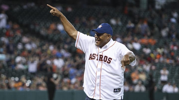 Astros Remember Legendary Boxer, Houston Resident, After His Death