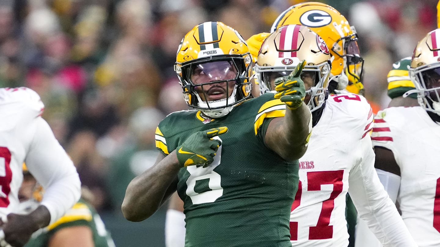 Josh Jacobs, Xavier McKinney Lead Packers’ Blowout Victory Over 49ers