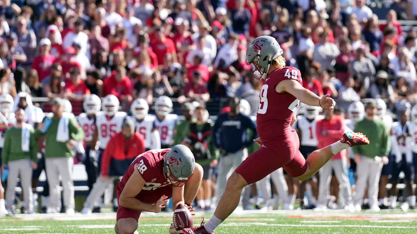 Washington State Kicker Dean Janikowski Named Wuerffel Trophy Finalist