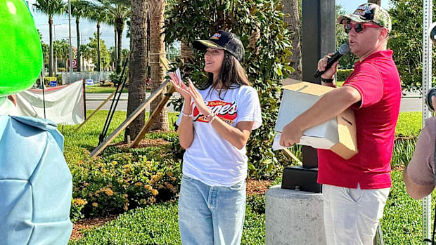 Toni Breidinger will have your heart racing with Suni Lee in stunning ...