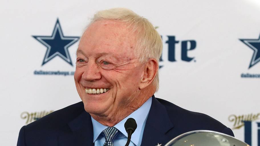 Jerry Jones receives major career achievement amid Cowboys' collapse ...