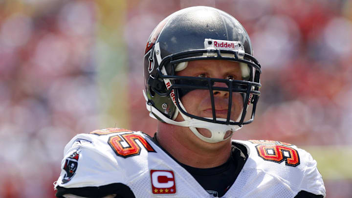 Chris Hovan Q&A: Spending Paper Route Money on Cards, Playing Next to ...