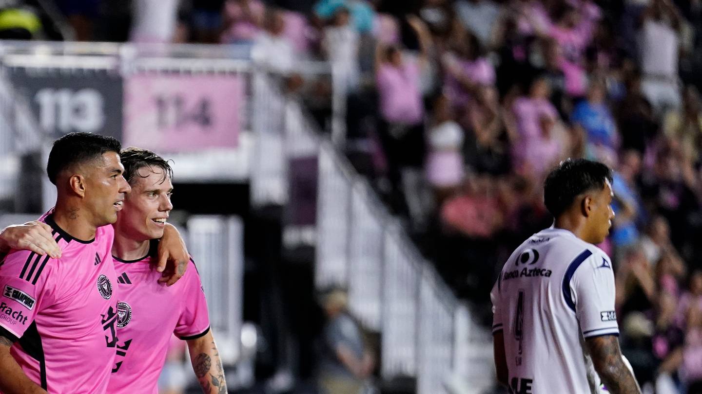 ¡De la mano de Rojas y Suárez, Inter Miami le pega 2-0 al Puebla en la ...