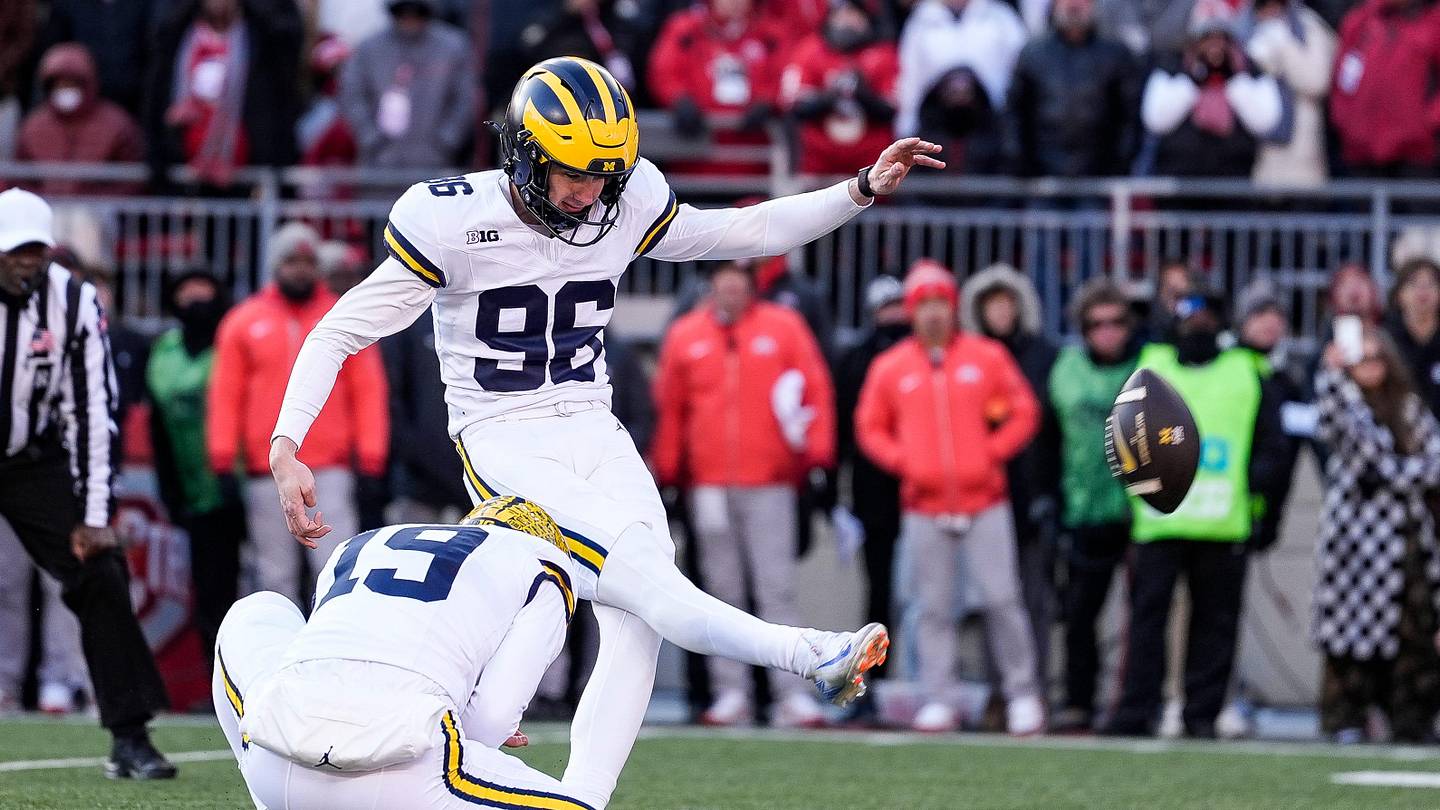 Michigan Football: Kicker Dominic Zvada set another program record in 2024