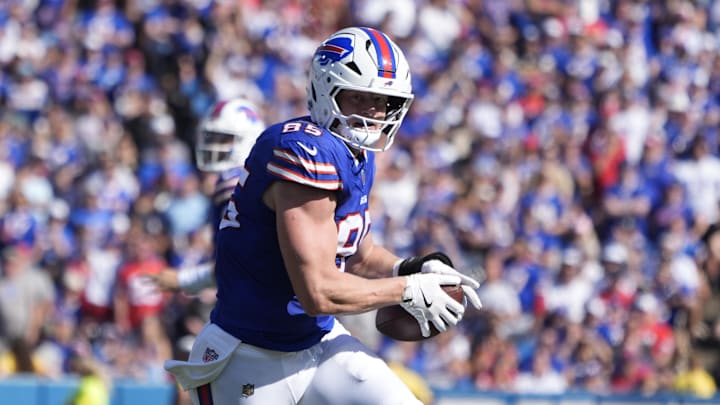 Bills' fifth-round gem continues dominant start, topping rookie team
