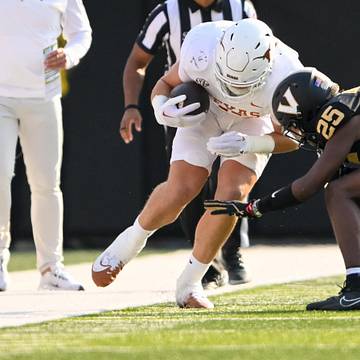 Bryan Longwell Looks to Use IQ To Step Forward in Year Three