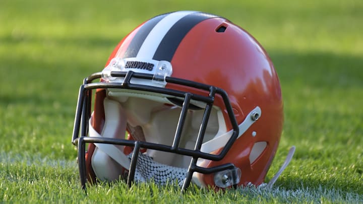 NFL Legend Drops the Hammer on Former Cleveland Browns Star