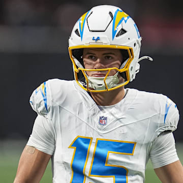 Chargers make late roster moves before Week 17 vs. Patriots