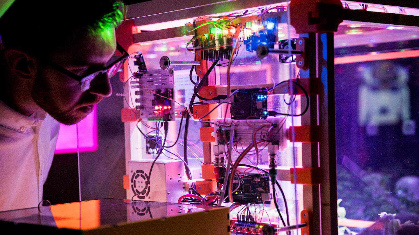 创建您的 AI 第 2 部分：DIY AI 的最低和推荐计算机配置 - 数字指南