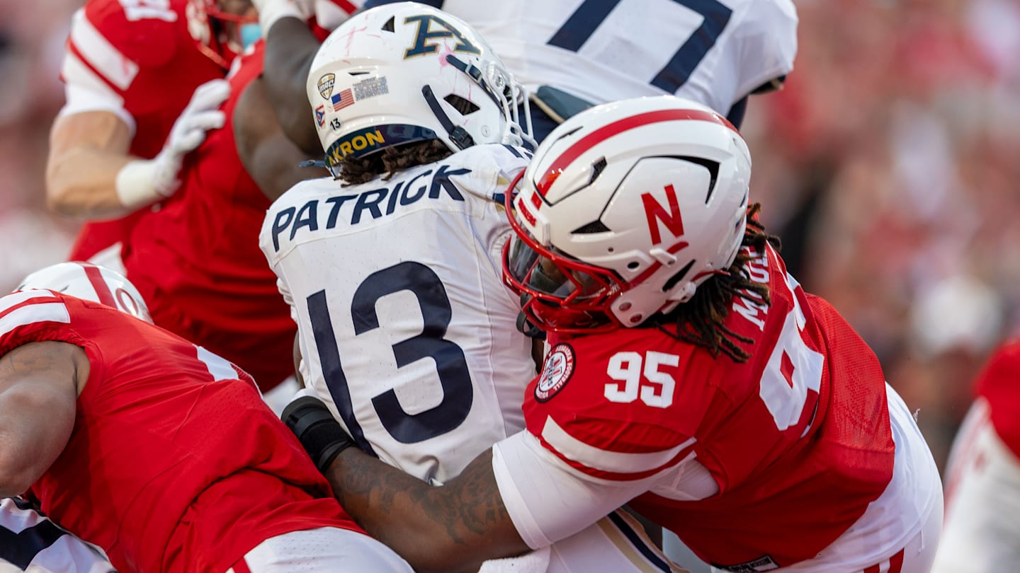 PFF Grades and Snap Counts from Nebraska's 68–0 Win Over Akron: Defense