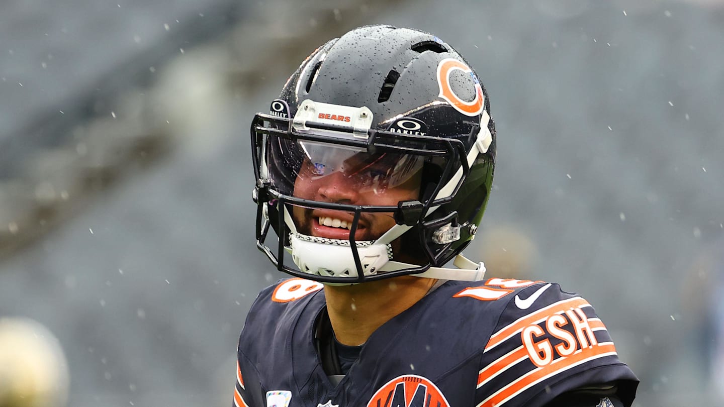 Caleb Williams' pedestrian Week 7 outing derails Bears' record chase