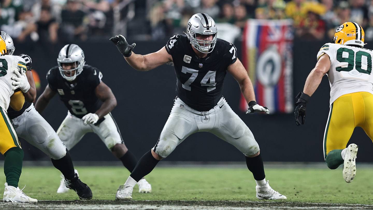 Where did PFF rank the Raiders’ offensive line group?