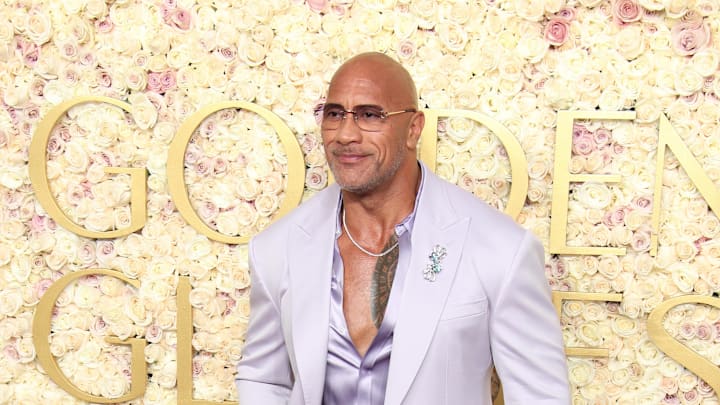 Dwayne Johnson pours himself a morning cocktail in celebration of ...