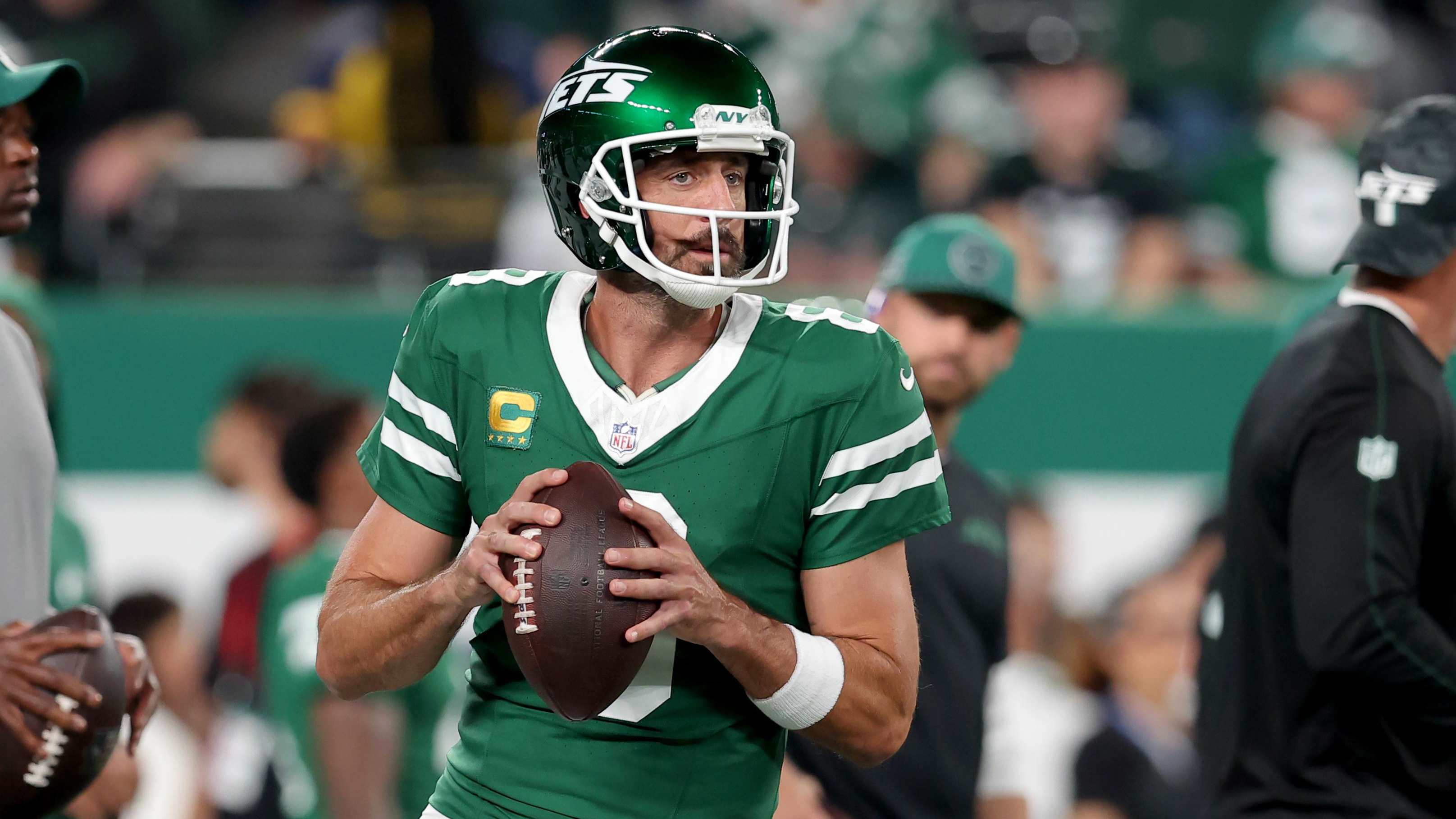 Aaron Rodgers electrifies NY Jets fans with thrilling return to MetLife ...