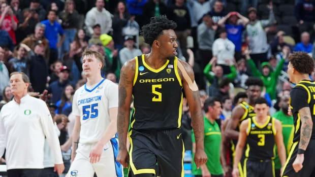 Oregon Men's Basketball's Matchup Announced For NIL-Driven Las Vegas ...